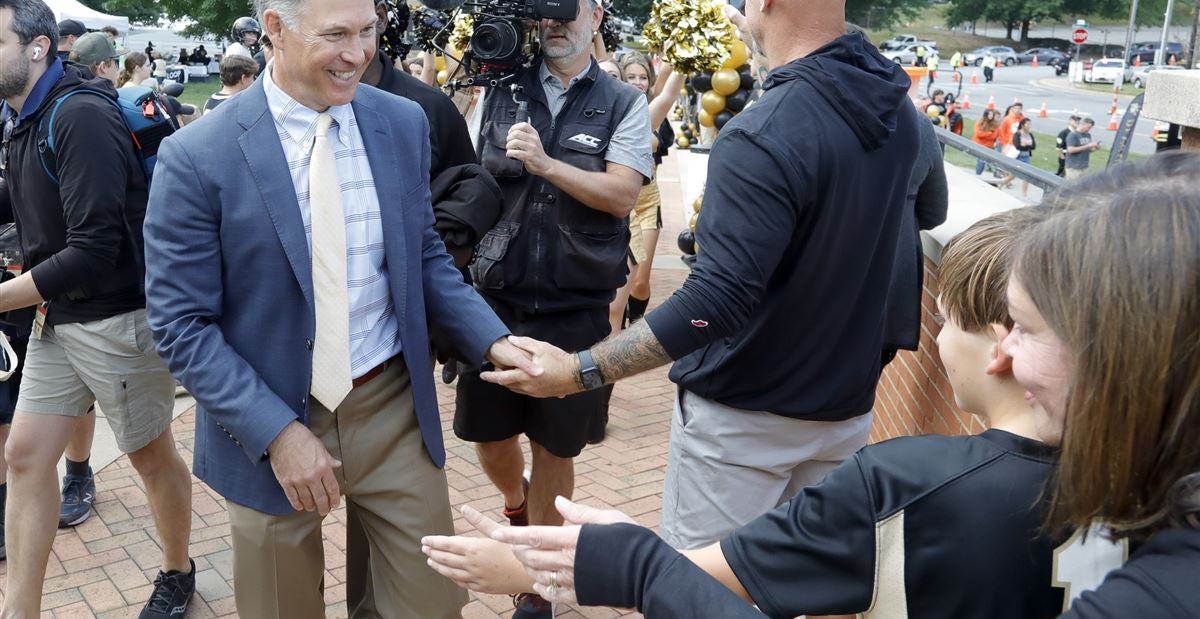 Wake Forest Football coach Dave Clawson pre-UConn press conference Q&A