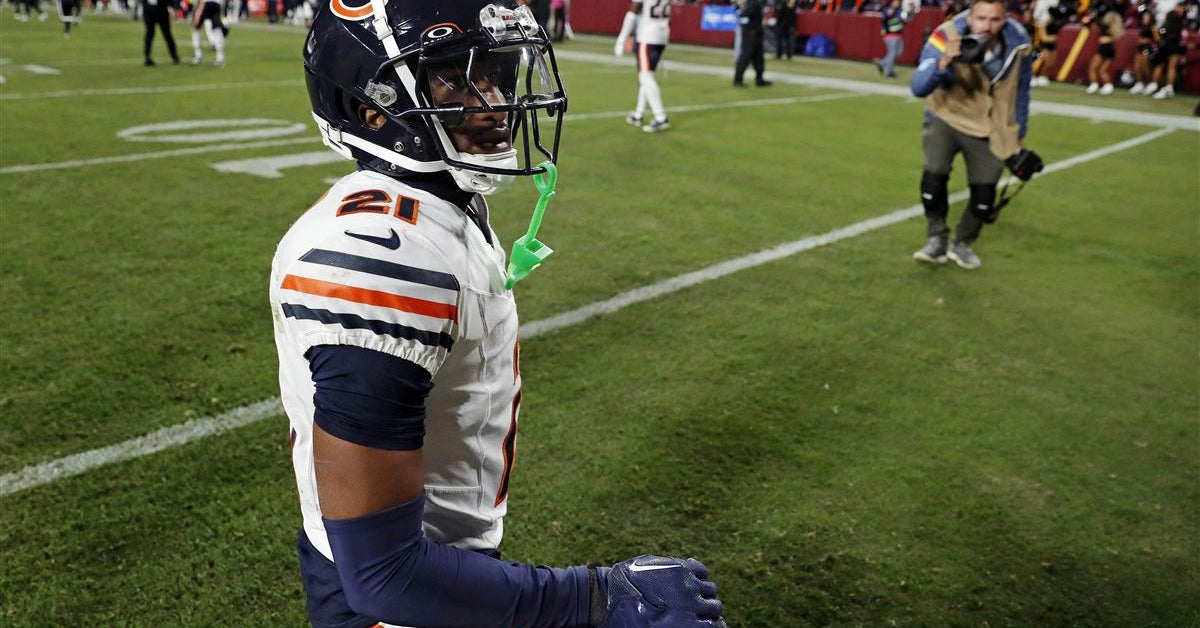 Commanders' Hail Mary stuns Bears in final seconds
