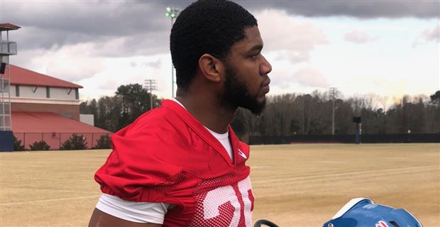 Linton Embracing New Role As Running Back