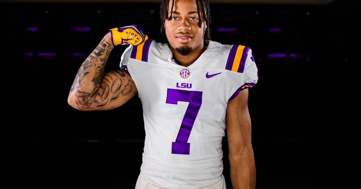Derek Stingley, Austin Deculus to represent LSU at SEC Media Days