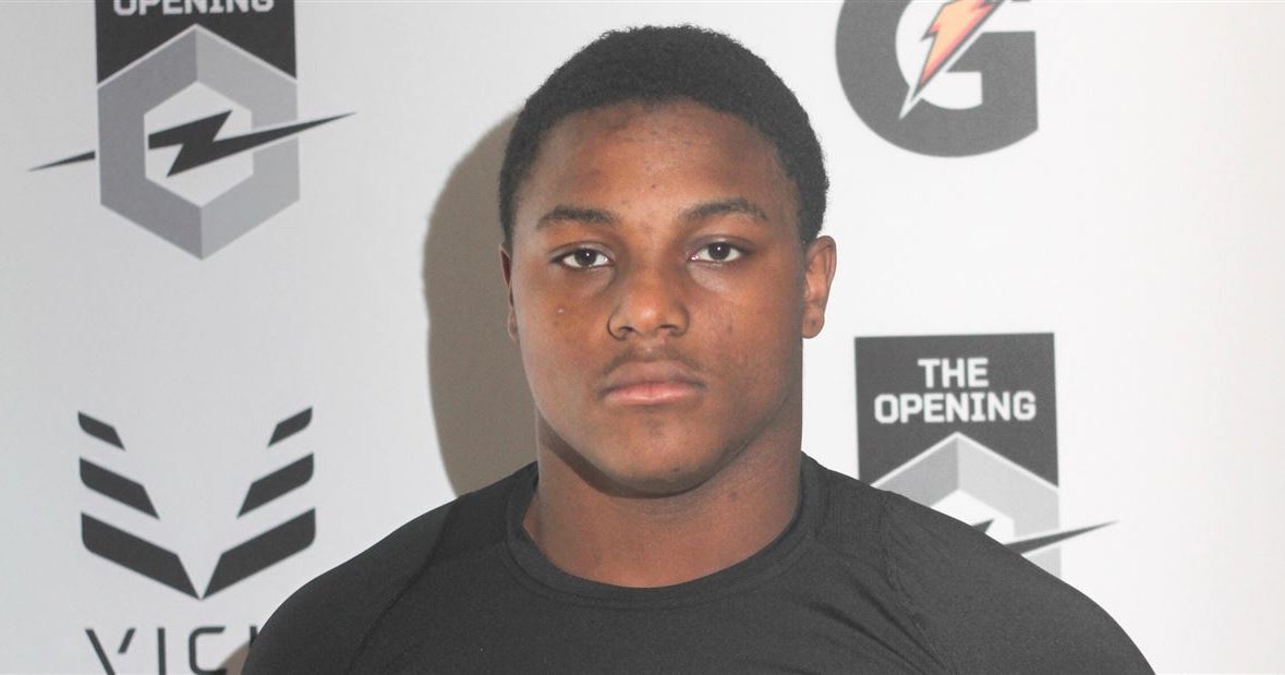 Commitment analysis: New SMU pledge Savion Red