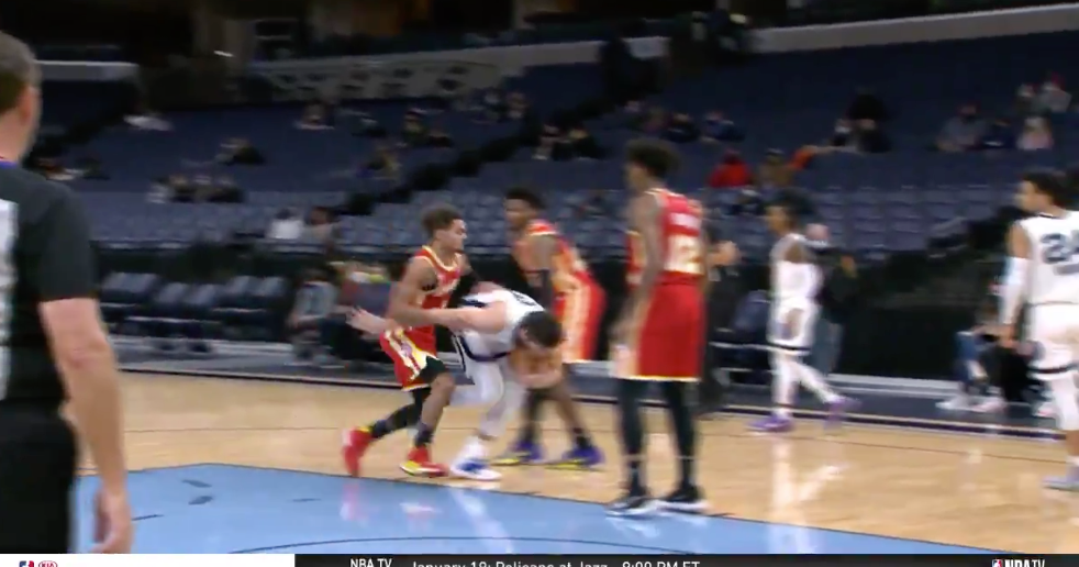 Watch: Grayson Allen, Trae Young get into it after foul