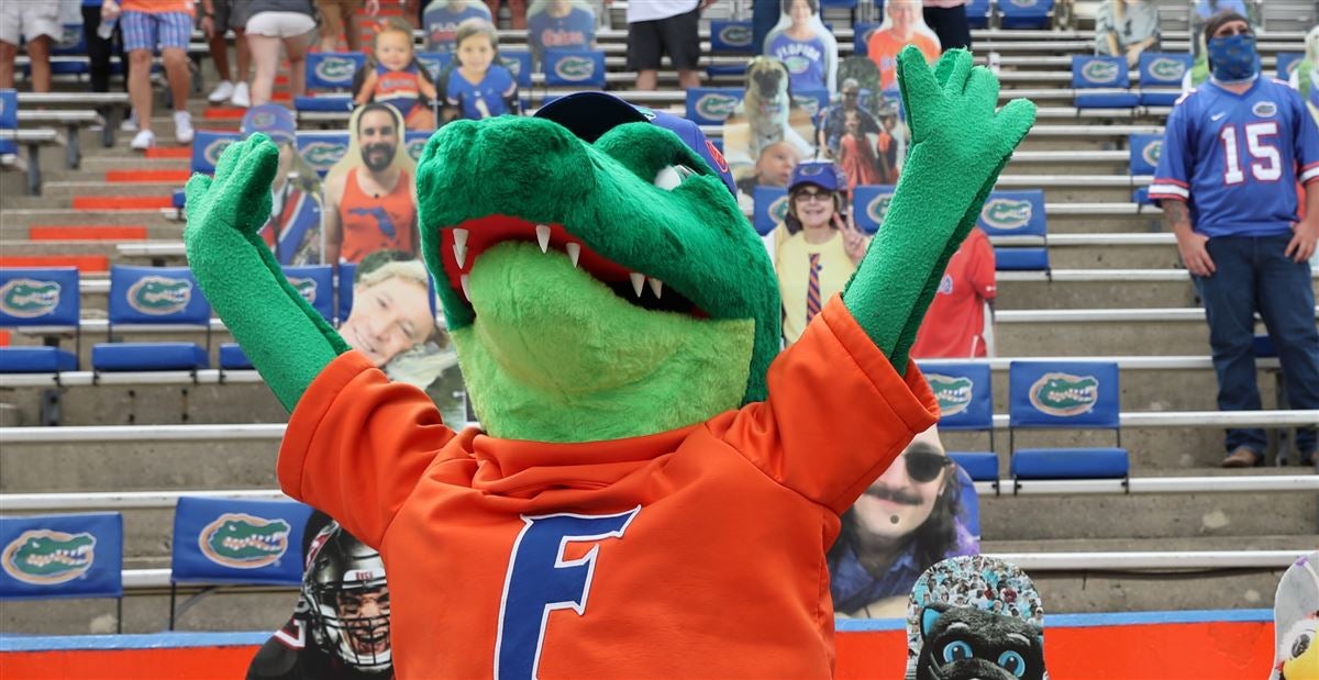 Gators wearing traditional uniform combination for Utah game