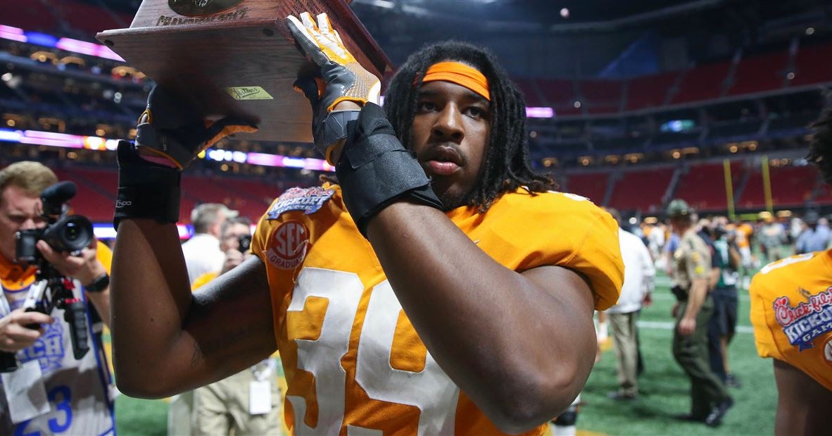 Vols' Vickers signs with Pittsburgh Steelers