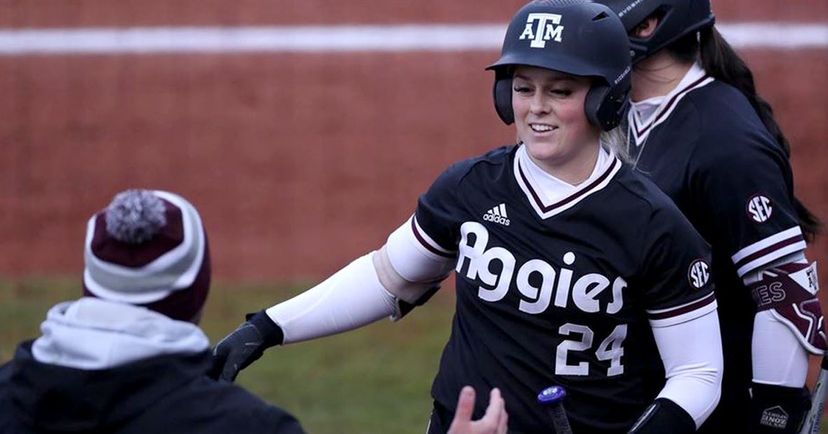Texas A&M softball remains unbeaten with two more wins on Day 2 of ...