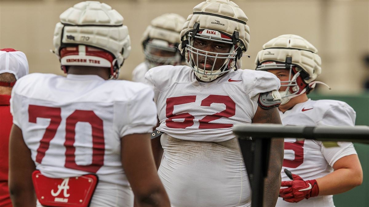 Tyler Booker discusses Alabama’s cadence, Kadyn Proctor, Parker ...