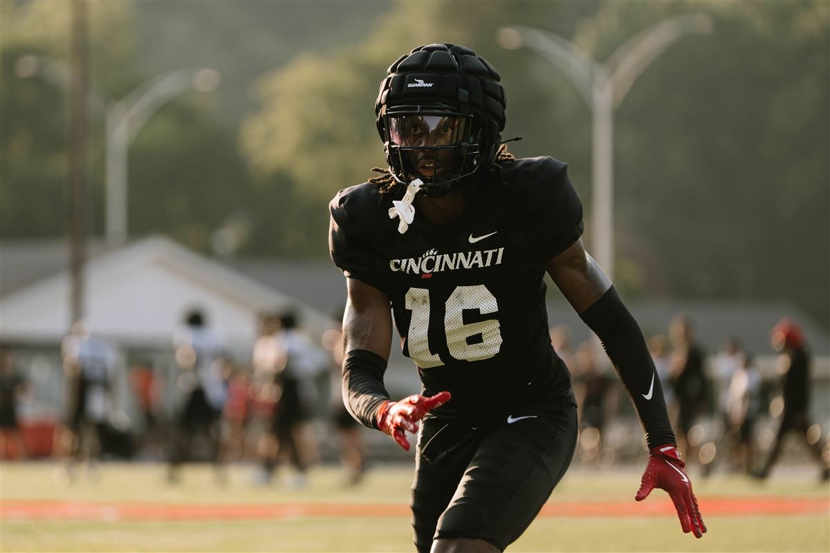 CB Jordan Robinson Enters Portal