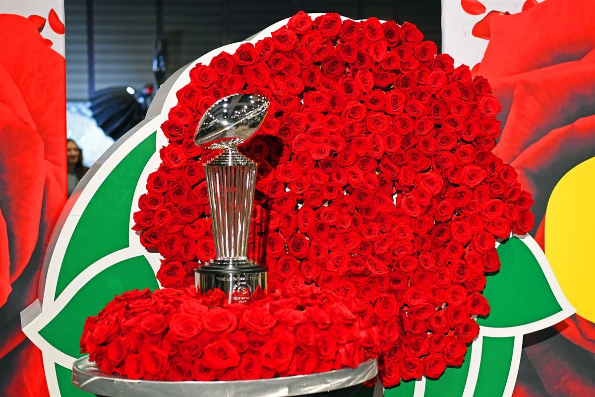 Sights and Sounds:Ohio State at Rose Bowl Media Day, practice session