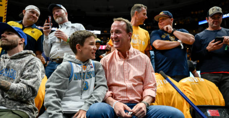 WATCH: Peyton Manning's son, Marshall, is throwing dimes to NFL Pro ...