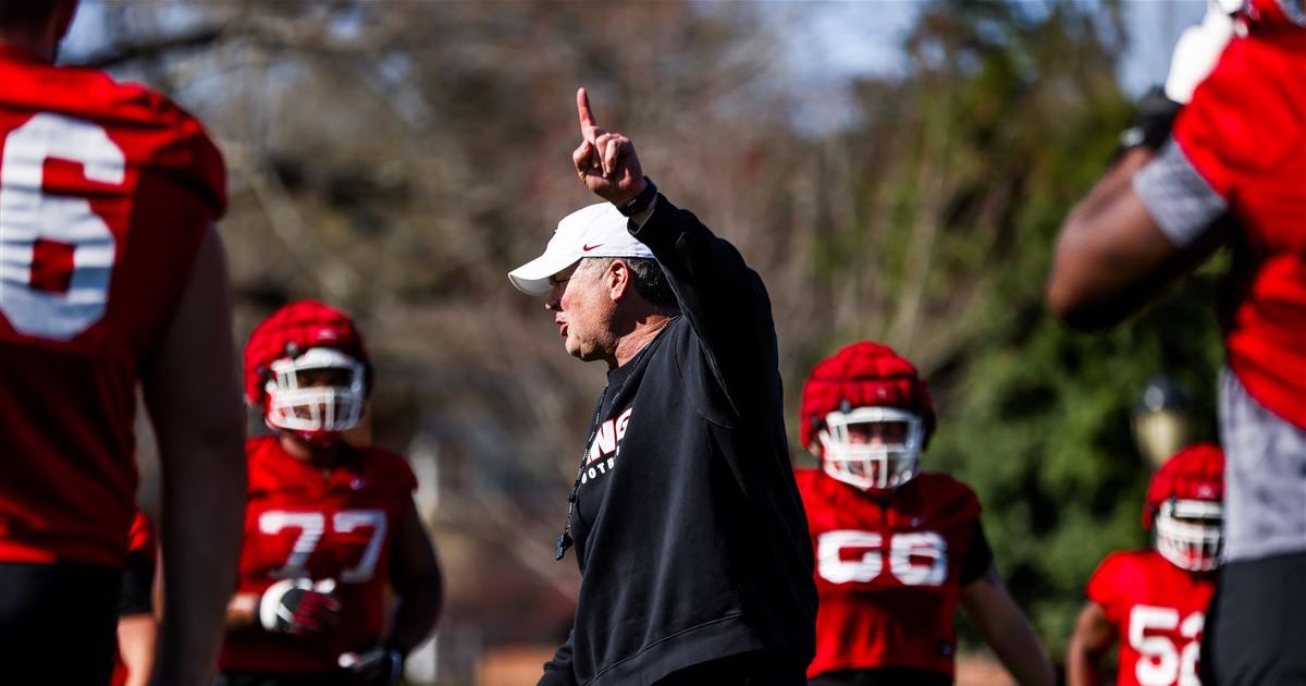 Georgia football: Bulldogs settling in with new offensive line coach ...