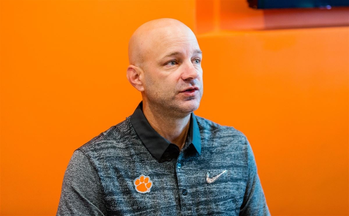 Kyle Richardson previews 2022 season, Clemson passing game and tight ends