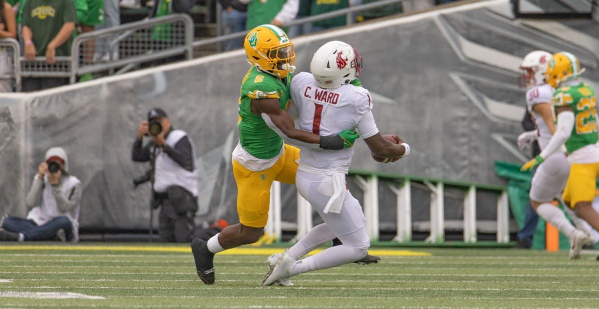 Oregon LB Jeffrey Bassa 'in the process' of making NFL decision