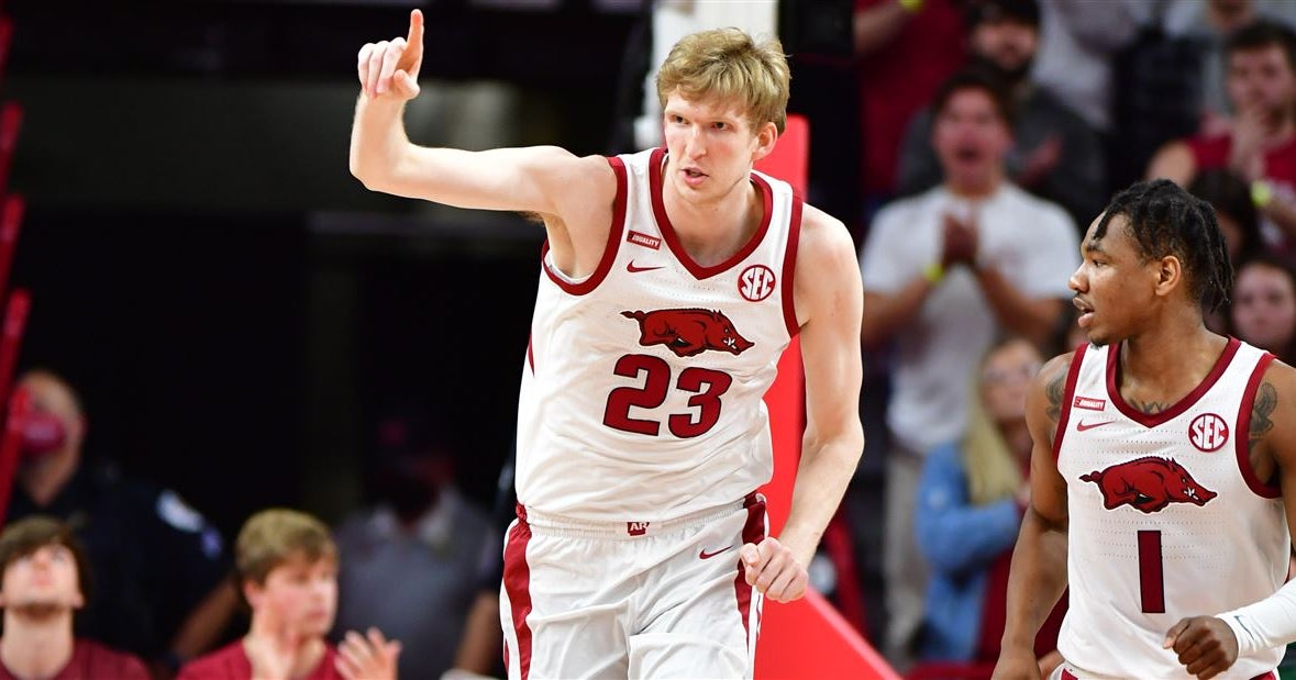 Connor Vanover enters transfer portal