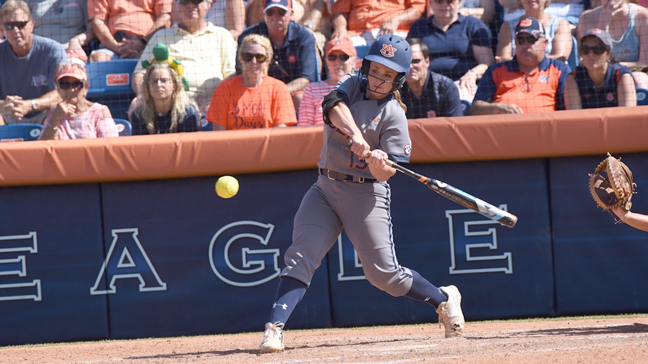 Auburn Softball Regional Photo Gallery 2