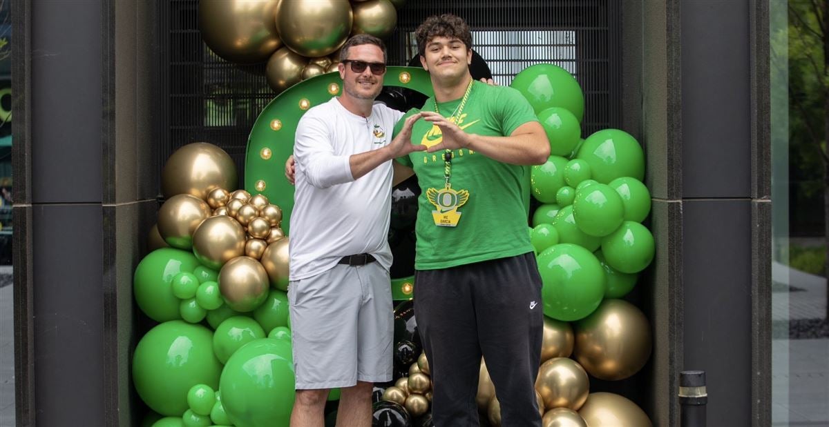 Top247 OL Isaiah Garcia recaps Oregon official visit