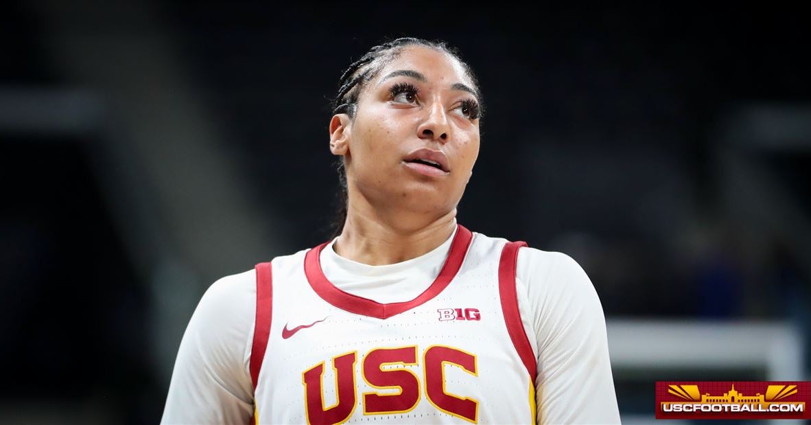 BREAKING: Kennedy Smith undergoes surgery, expected to miss extended ...