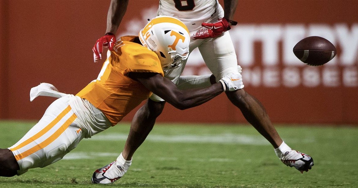 Vols starting CB to miss rest of season
