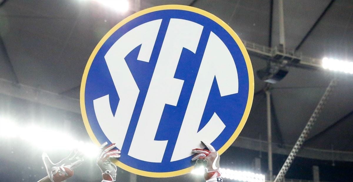 SEC football revenue distribution hits $721.8 million for 2021-22 ...