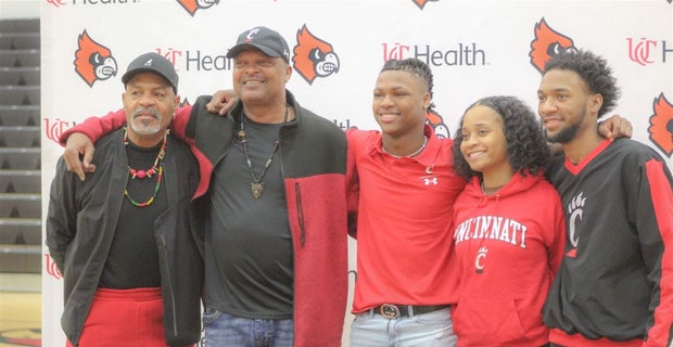 Cincinnati Signee Ken Willis Earned His Offer and Now He's Ready to ...