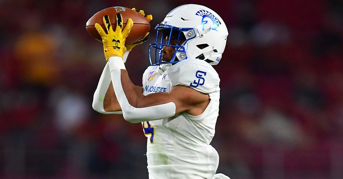 Wide receiver transfer Charles Ross commits to USC football