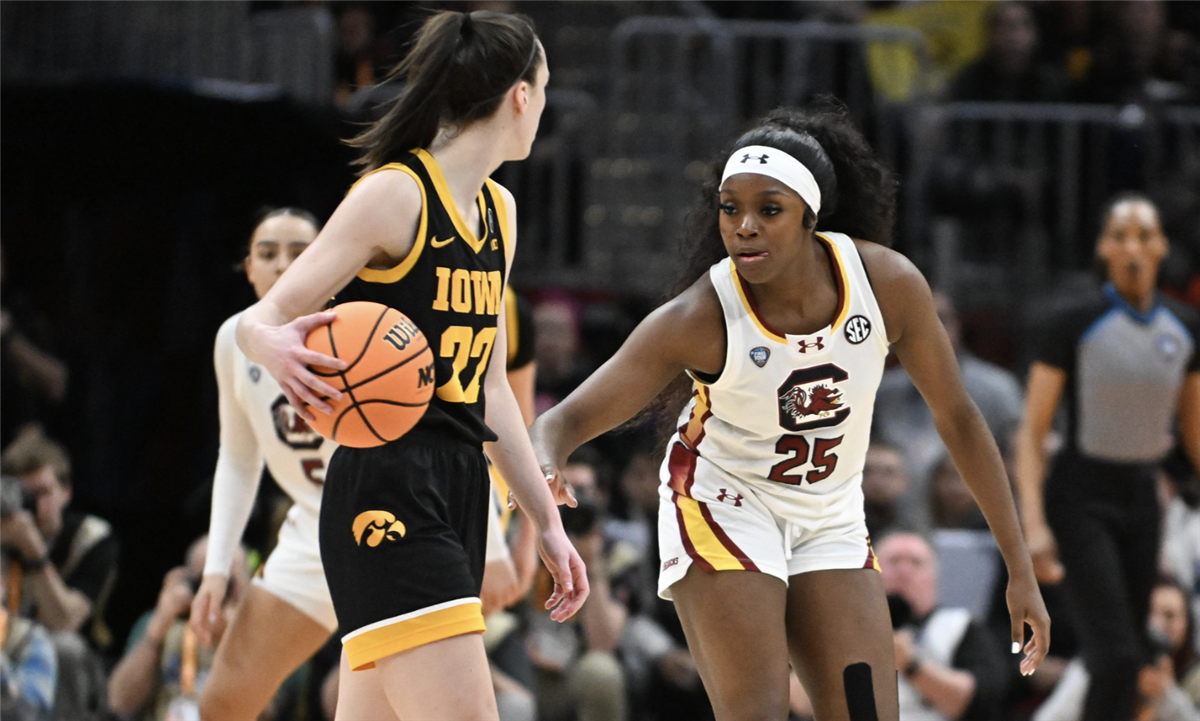 Full-circle moment as Raven Johnson gets best of Caitlin Clark