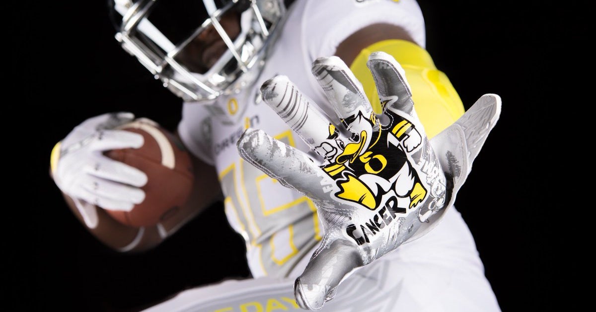Oregon announces uniforms for Cancer Awareness Month