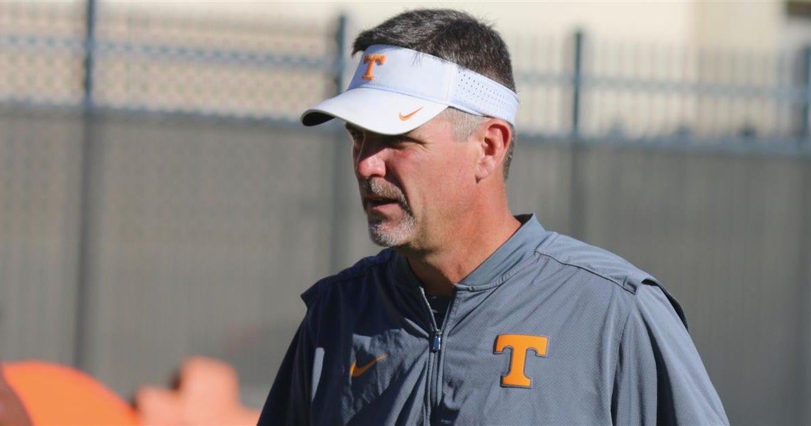 ECU names Don Mahoney new offensive line coach