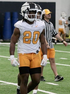 Freshman Khalifa Keith leaning on older RBs while trying to bring ...