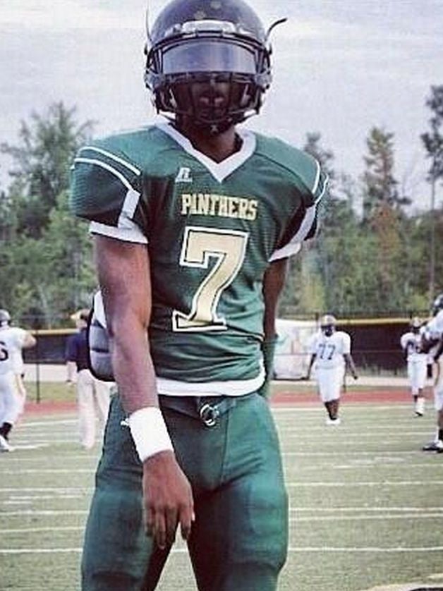 Kenny Moxey Profile Photos