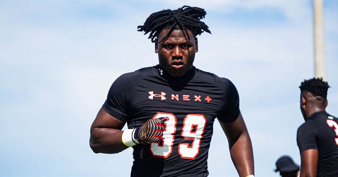 VIDEO: DE Jordan Renaud at UA Next Future 50