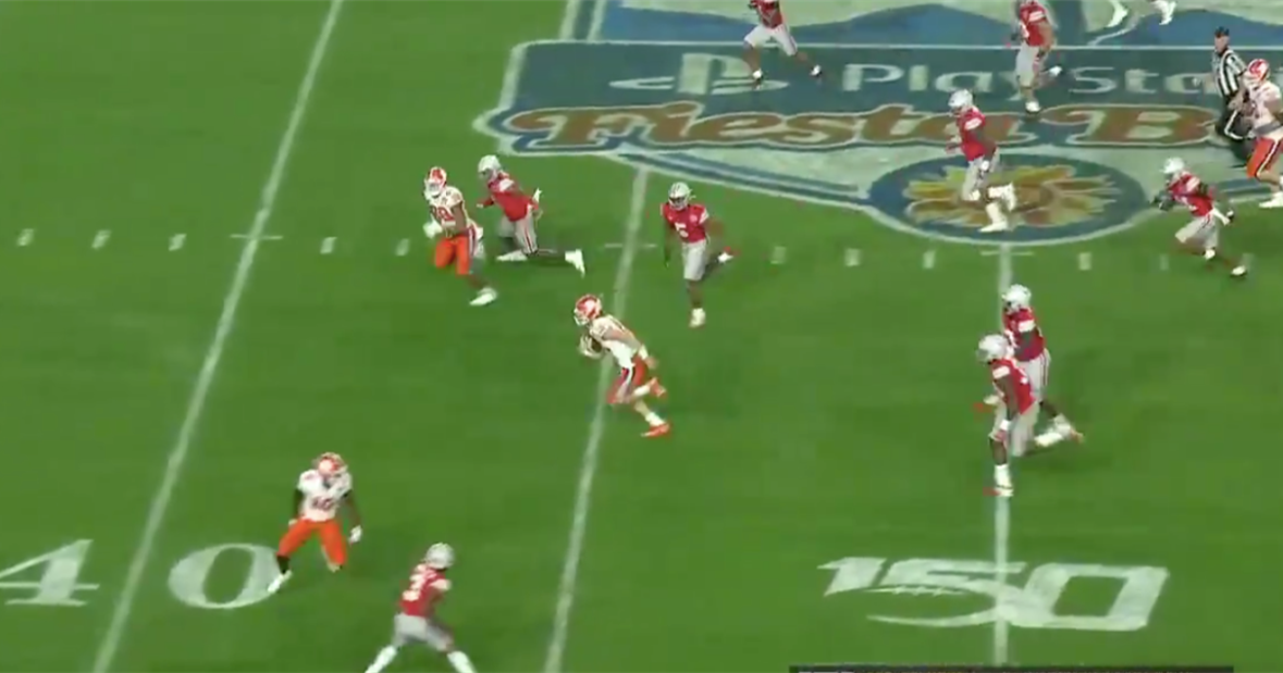 Trevor Lawrence scores on 67-yard touchdown run vs. Ohio State