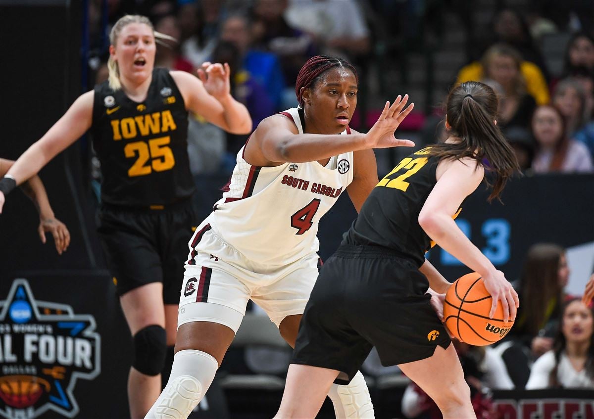 Gamecocks season comes to an end in loss to Hawkeyes