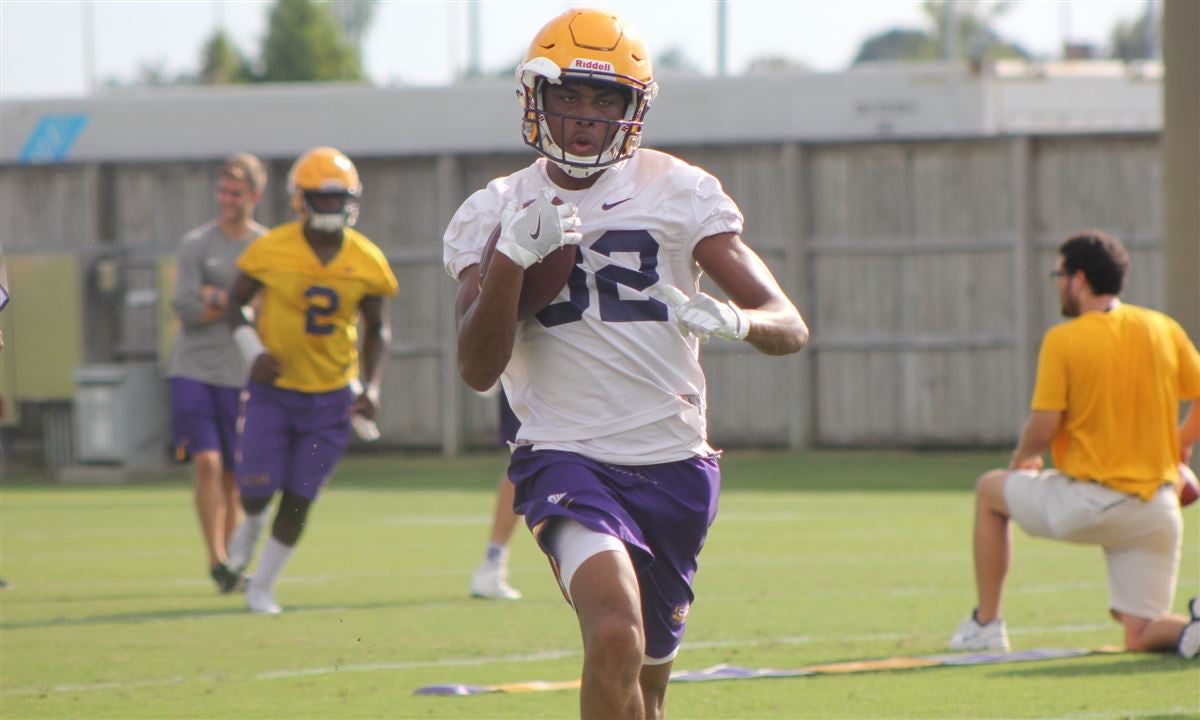 32 days to kickoff: Which LSU superstar WR wore jersey as a true freshman?