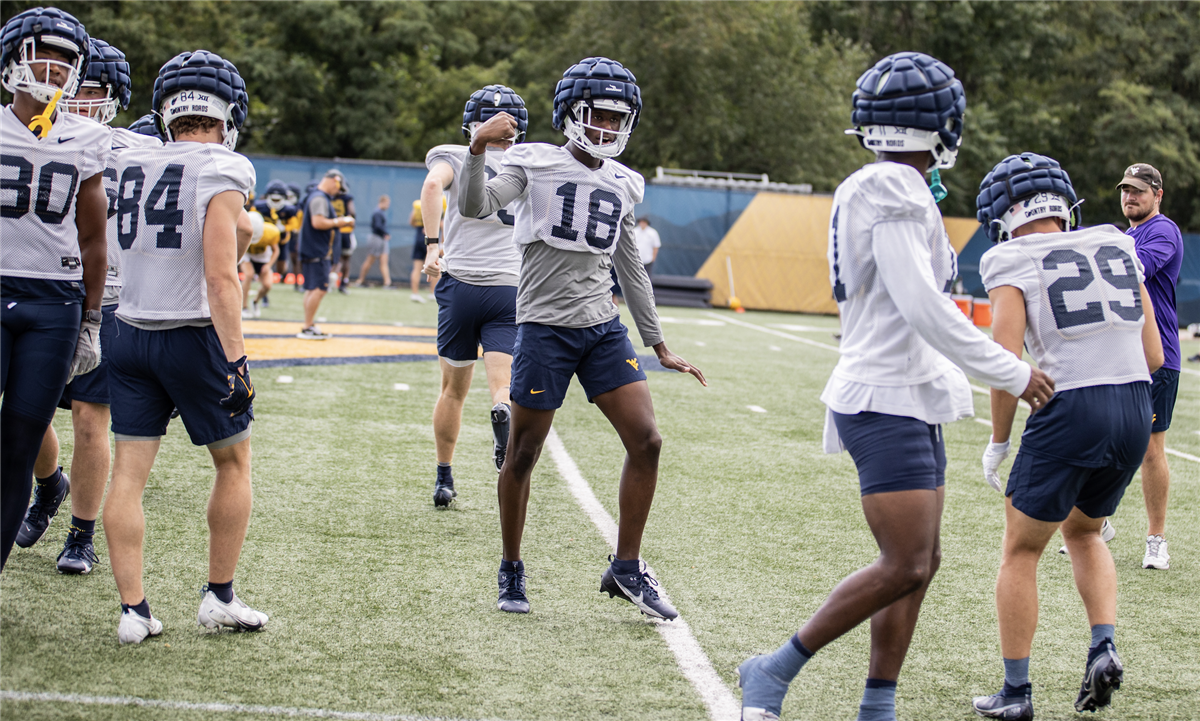 Fresh faces receiving praise for early displays on offense - Football ...