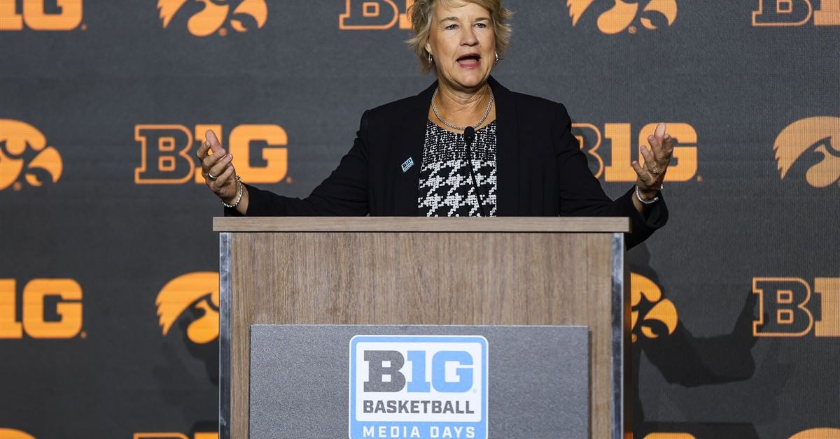 Iowa women's basketball: Three things we want to see in the 'Crossover ...