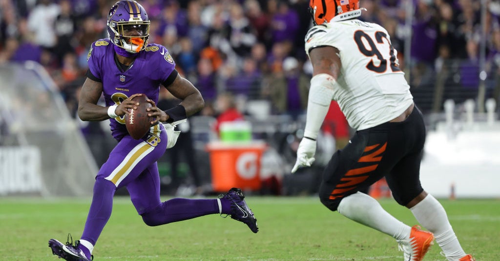 WATCH: A hot mic picked up a Ravens fan dropping an A-bomb during Prime ...