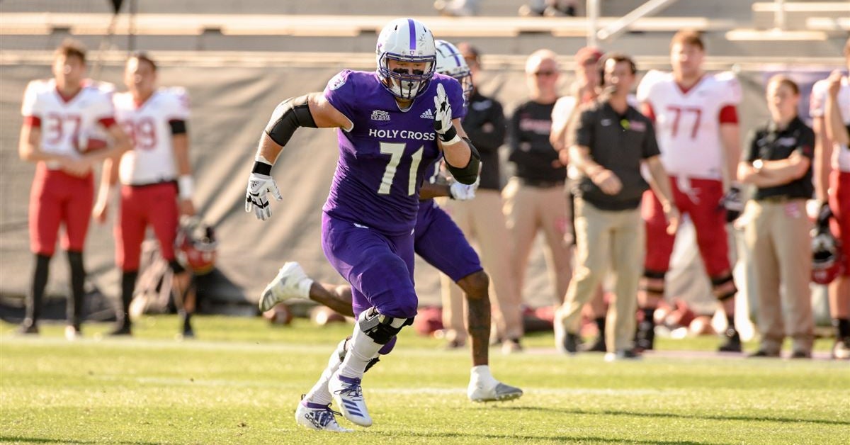 Michigan State lands big commitment from Holy Cross transfer OL Luke Newman