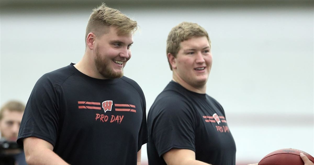 Former Badgers propose to girlfriends on same day, unknowingly