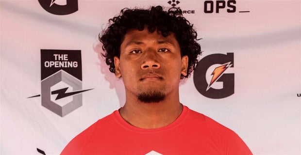 Offensive lineman Mana Taimana commits to Ole Miss