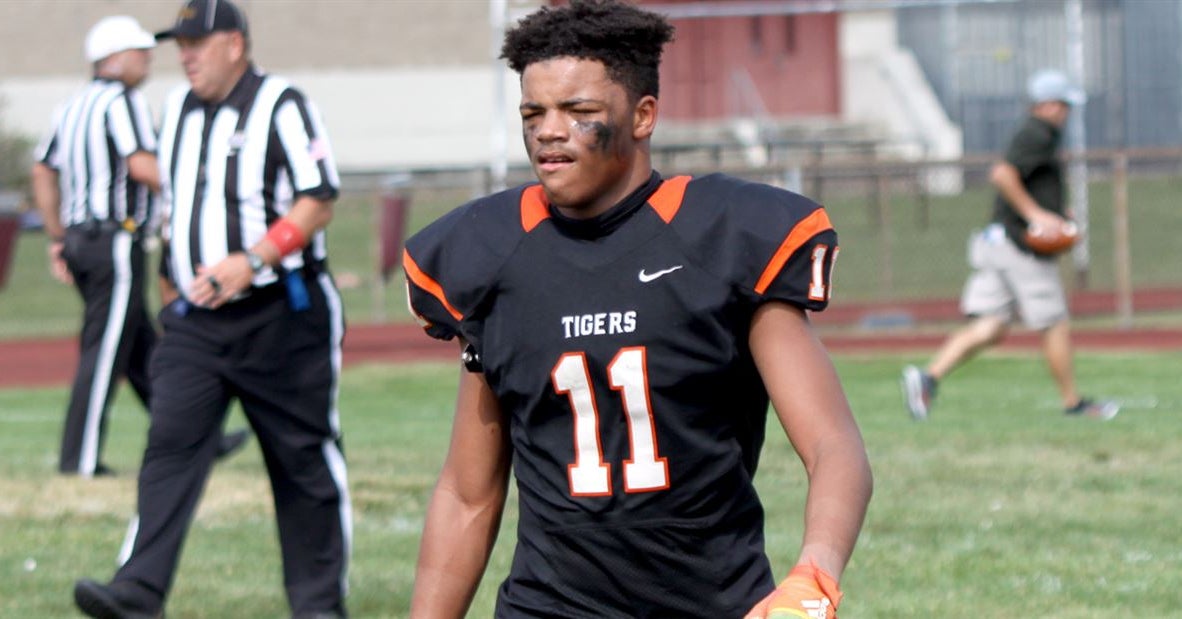 WR Amari Clark commits to Maryland