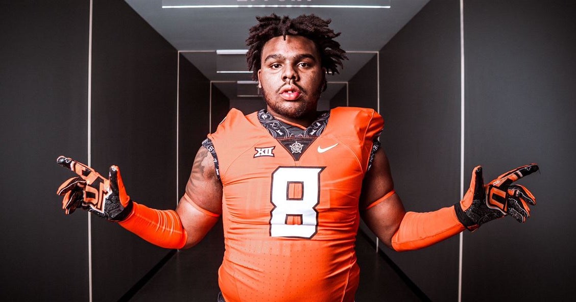 Oklahoma State adds JUCO defensive tackle Iman Oates to 2023 class