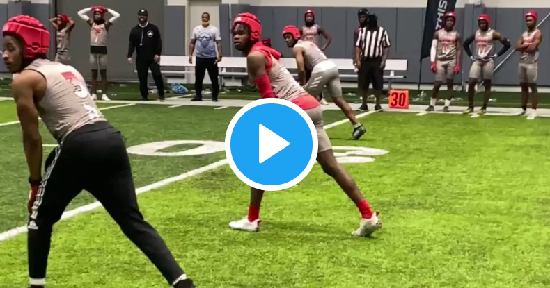 WATCH: Travis Hunter doing Travis Hunter things