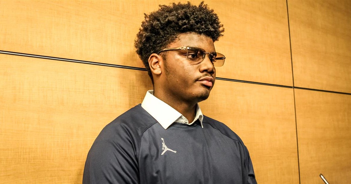 Michigan OL Ja’Raymond Hall takes in-state visit over weekend