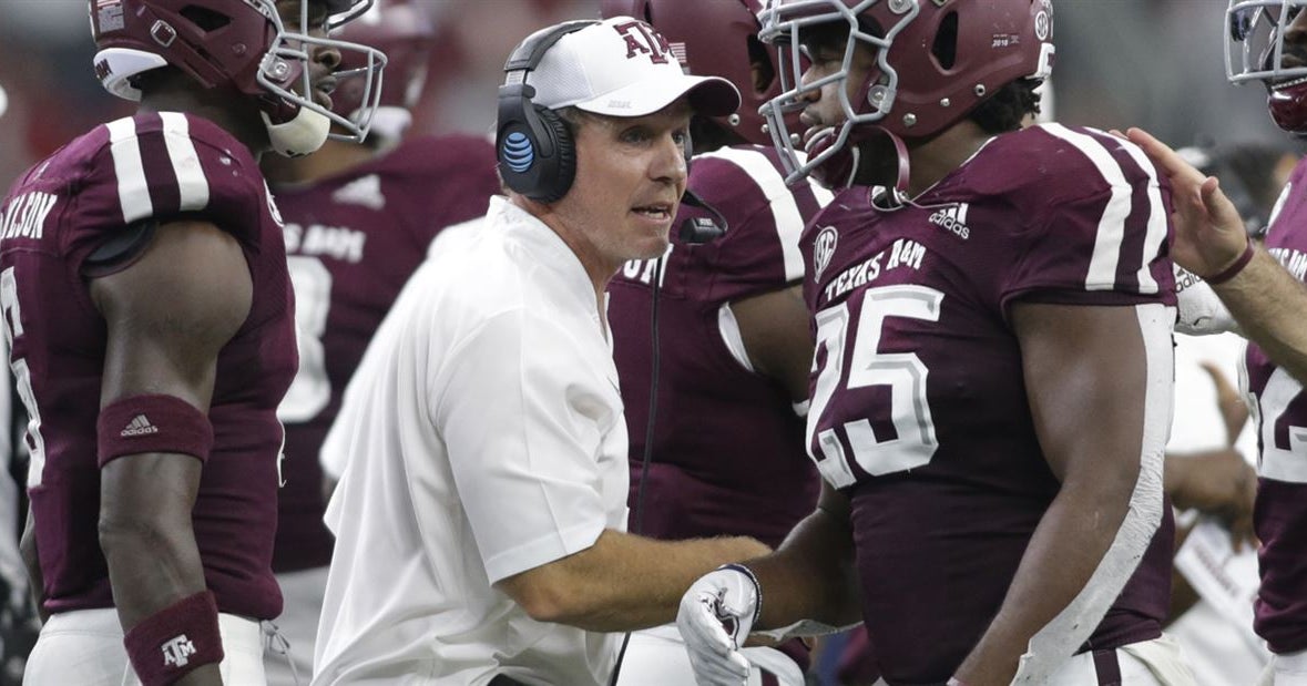 Eagles star Chris Long responds to Jimbo Fisher's helmet grab