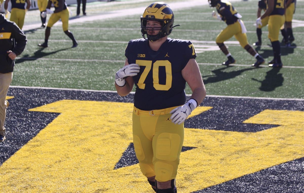 Michigan lineman enters transfer portal