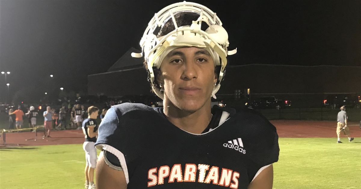 Highly touted 2022 local QB Destin Wade hearing from Vanderbilt