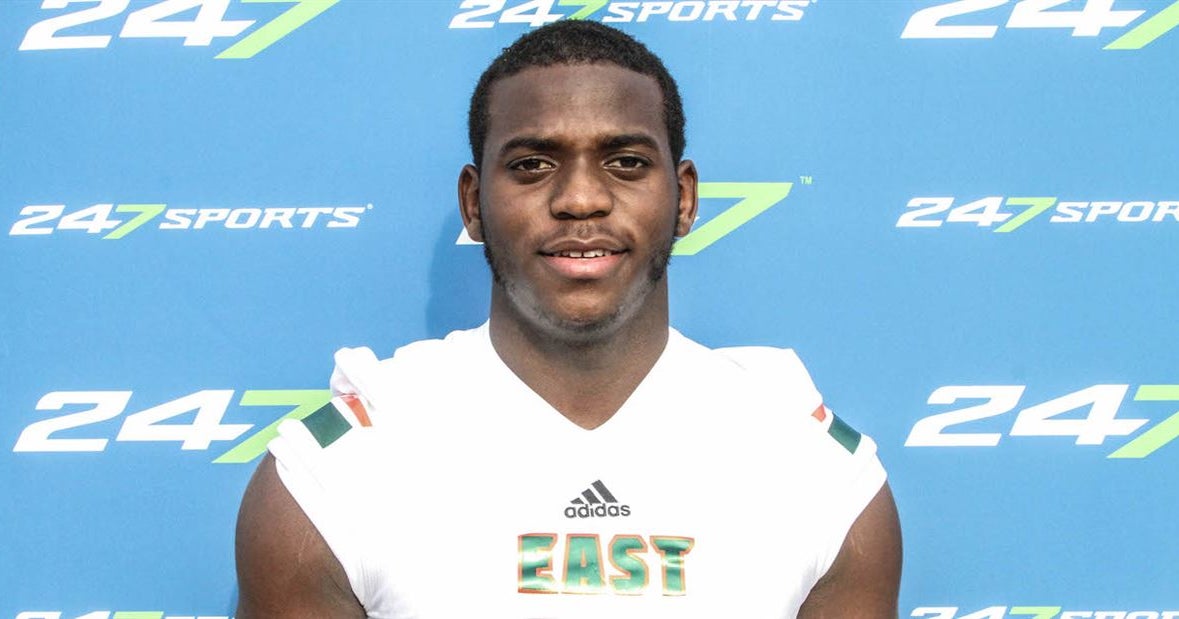 Oregon jumps Clemson is latest national recruiting rankings