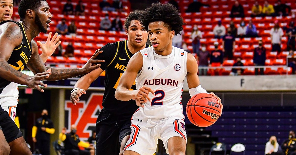 How Sharife Cooper compares to other SEC point guards
