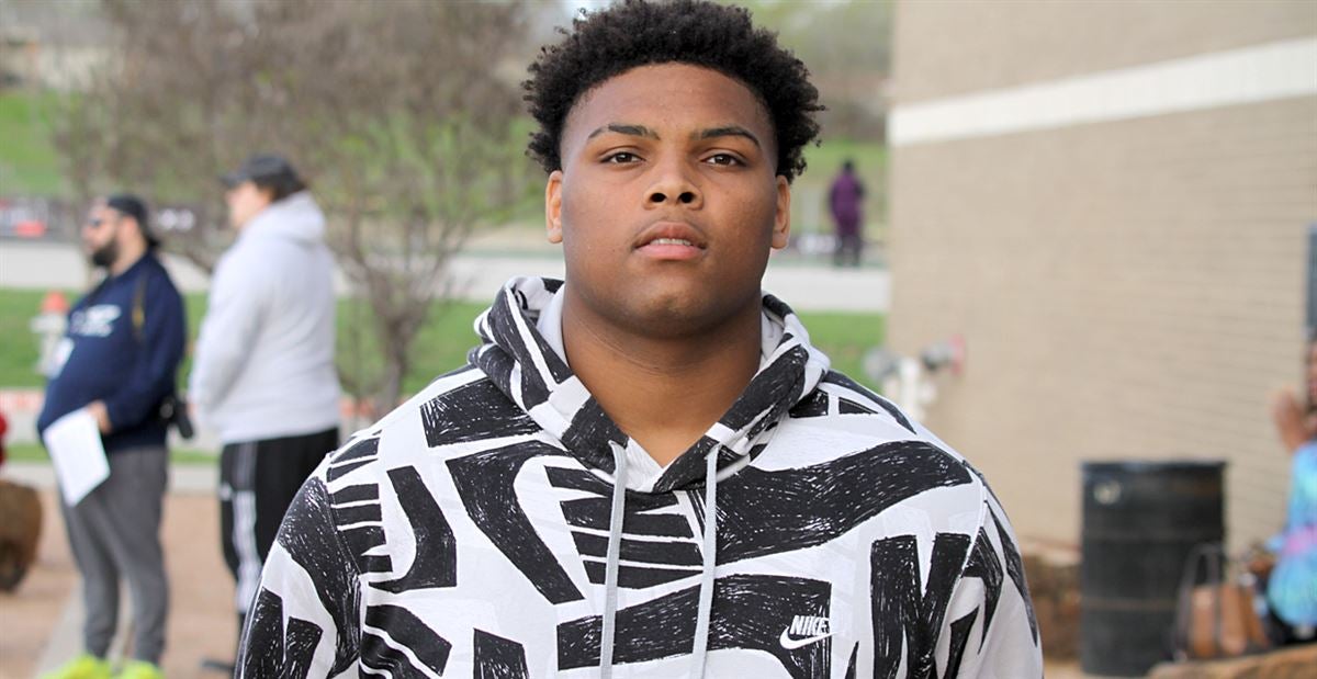 FSU offers Louisiana defensive lineman Melvin Hills during Monday visit ...