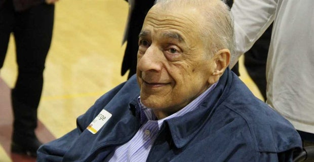 Arizona basketball super fan George Kalil dies at 81